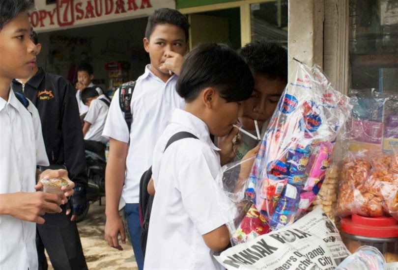 Masalah Merokok di Kalangan Pelajar Indonesia - Signage Indonesia ...